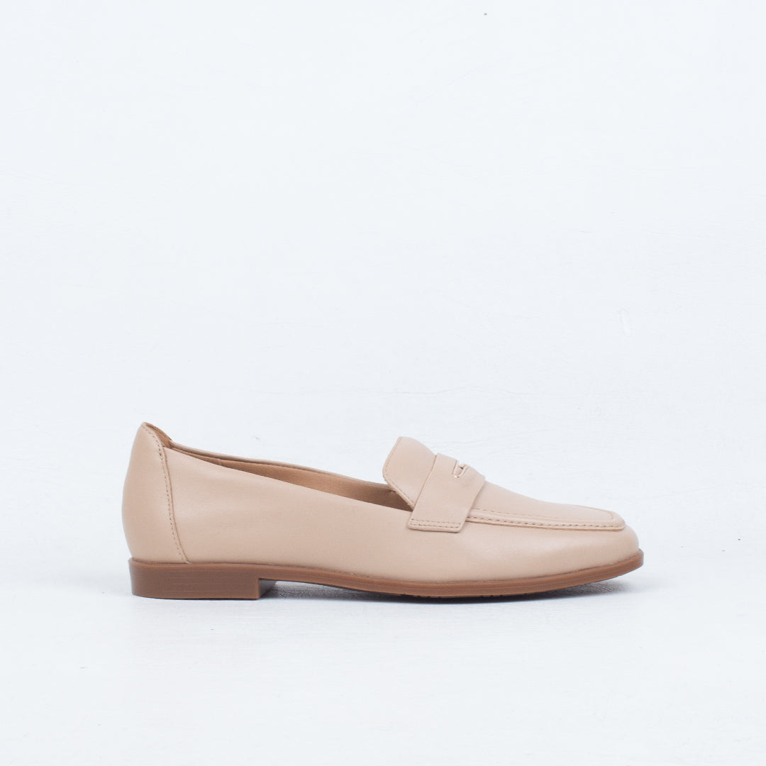 Zabrina Loafer | Hush Puppies loafers at Mischief Shoes