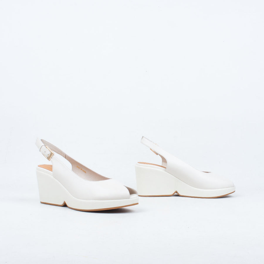 Bresley Shoes NZ | Women’s Sandals, Shoes & Heels at Mischief